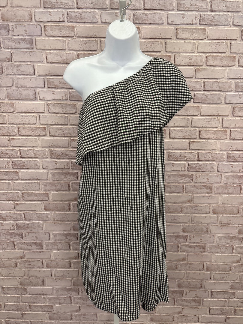 Dresses - Chill Boutique Consignment